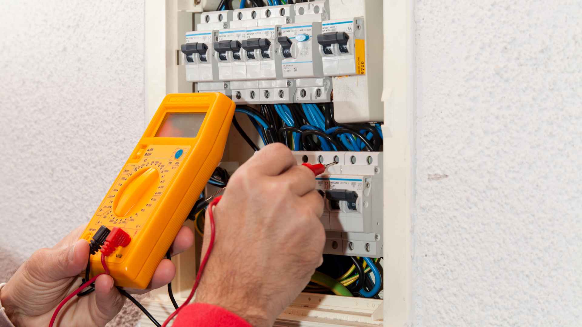 Electrician Serving Atlanta, GA | Simplified Electrical Solutions